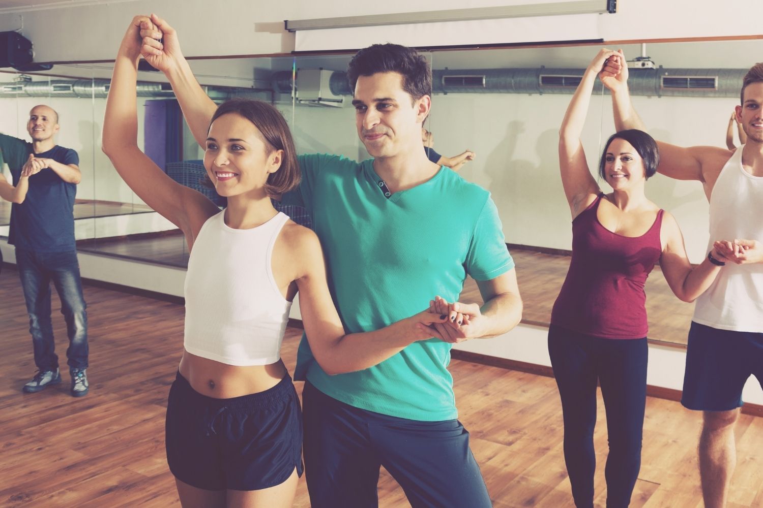 Salsa Lesson Latin Night - Fitness Formula Clubs