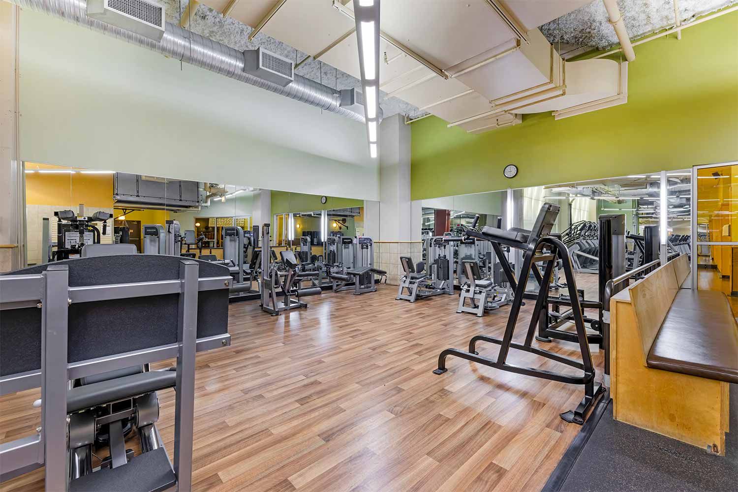 South Loop Gym With Pilates Studio and Spa Services